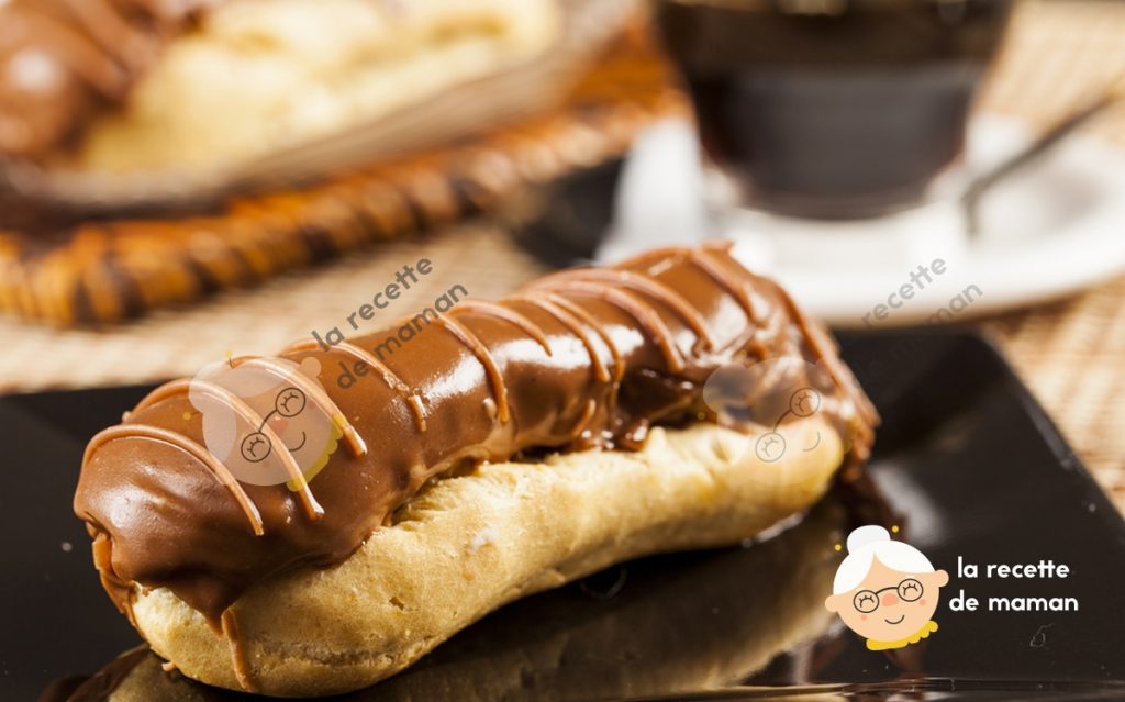 Eclair au chocolat avec glaçage choco/caramel - La Recette de maman